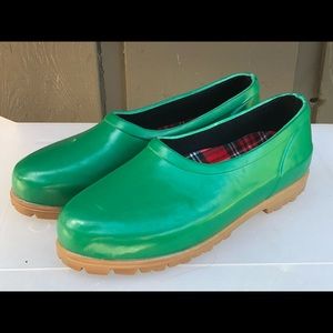 mid wedt | Shoes | Mid West Green Slip On Clogs Rubber Water Shoes ...